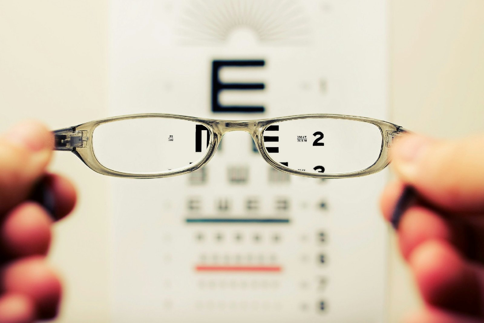 80+ Visionary Optician Business Name Ideas to Sharpen Your Brand